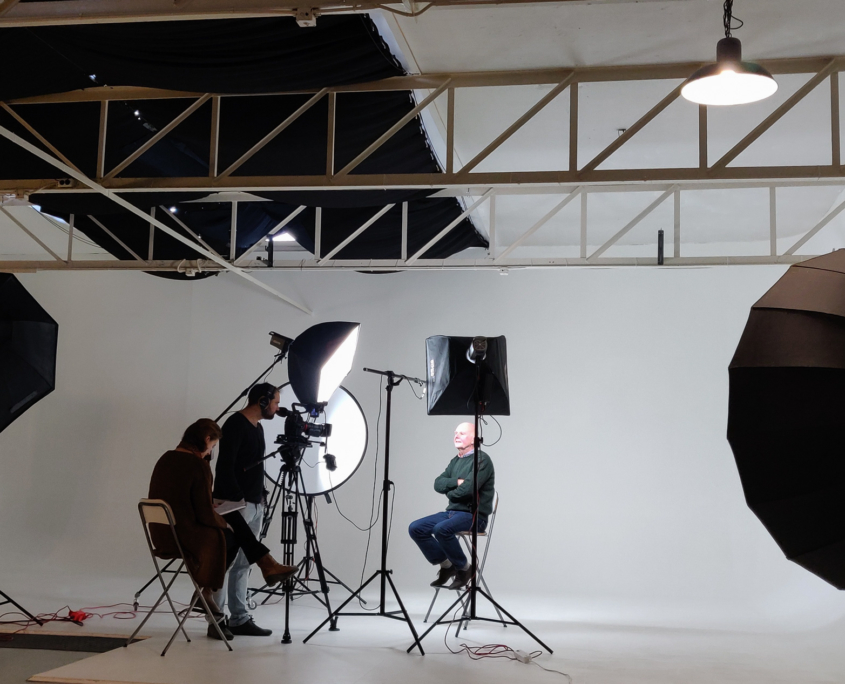 Huur fotostudio en filmstudio met witte cyclorama en greensceen